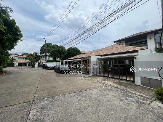 Private Nirvana Ladprao : ไพรเวท เนอวานา ลาดพร้าว, กรุงเทพ, ถนนประดิษฐ์มนูธรรม, คลองจั่น, บาง ...