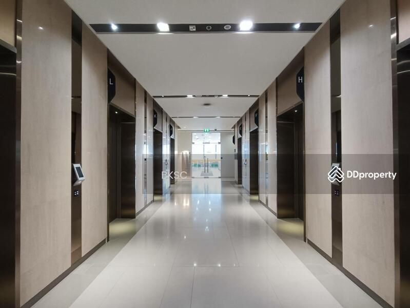 Singha Complex Office Building MRT Phetchaburi, Bangkok, เพชรบุรีตัด ...