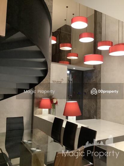 Runesu Thonglor 5 : รูเนะสุ ทองหล่อ 5, กรุงเทพ, 82 ซอย พร้อมมิตร, คลอง ...