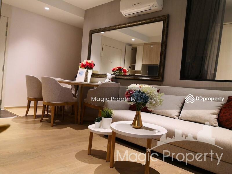 Runesu Thonglor 5 : รูเนะสุ ทองหล่อ 5, กรุงเทพ, 82 ซอย พร้อมมิตร, คลอง ...