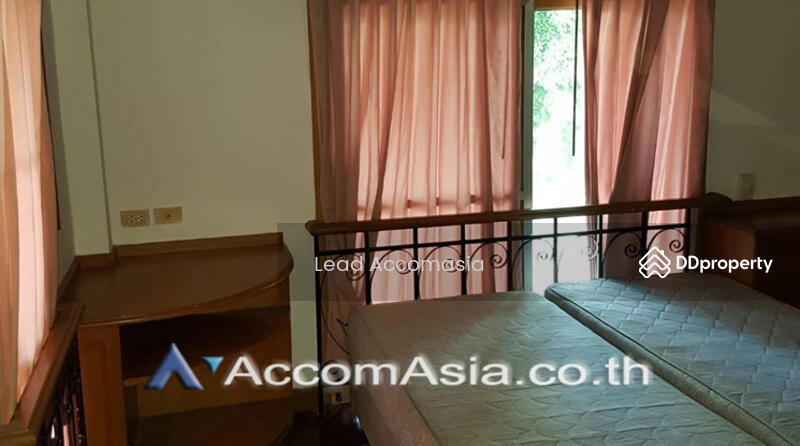 4 Bedrooms House for Rent in Sukhumvit, Bangkok near BTS Thong Lo at ...