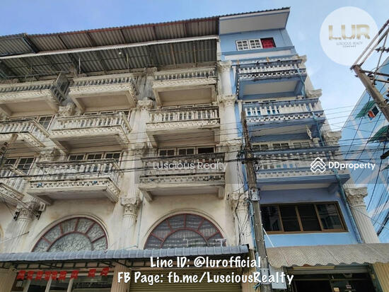 Commercial building, sukhumvit101 punnawithi22, Bangkok, Bang Chak ...