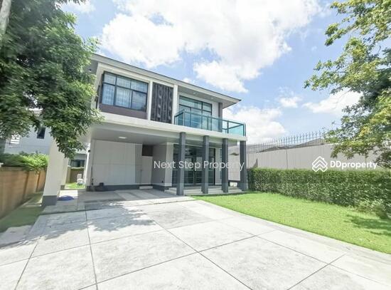 Setthasiri Pattanakarn, Bangkok, Phatthanakan-Onnut Road (New Cut ...