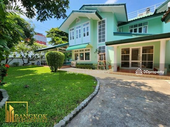 House in Compound, Bangkok, Sukhumvit 36, Khong Tan, Khlong Toei ...