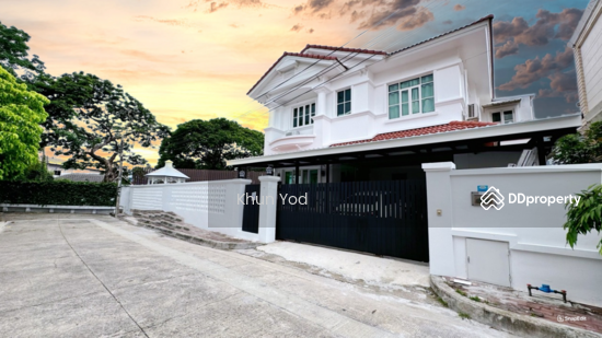 Manthana Phraya Suren, Bangkok, Phraya Suren 26 Alley, Bang Chun ...