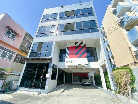 5-storey office building Ratchadaphisek Soi 7, Bangkok, Din Daeng, Din ...