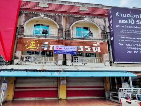 3-storey commercial building 2 Units, Ratchumpon T.Choeng Noen, A ...