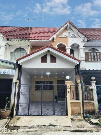 Manthana Phraya Suren, Bangkok, Phraya Suren 26 Alley, Bang Chun ...