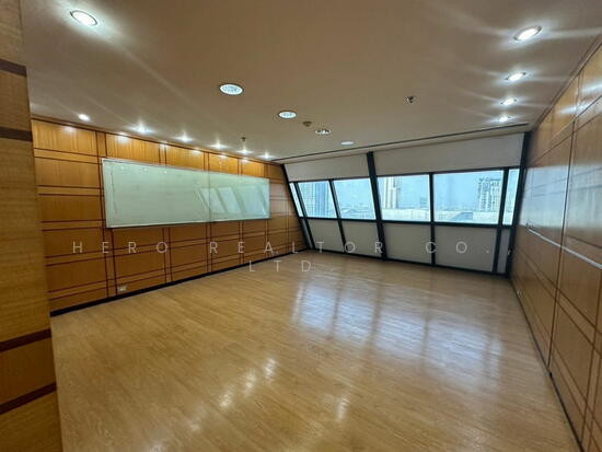 For Rent Bangkok Office Phahonyothin BTS Ari Phaya Thai BRE21354 ...