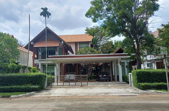 Promphan park บ้านไม้ล้อมเรือน 189 ตรว ใกล้สวนหลวง ร.๙ รร.นานาชาติ, กรุงเทพ, 333/33 เฉลิม ...