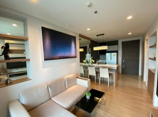 Rhythm Phahol-Ari : ริธึ่ม พหล-อารีย์, กรุงเทพ, 1377 ถนนพหลโยธิน, สาม ...