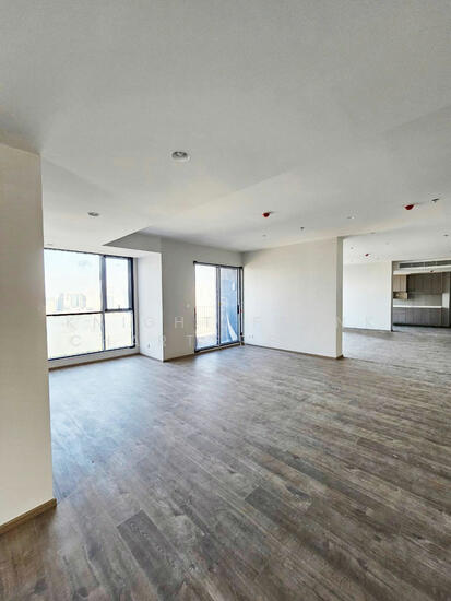 The Crown Rama 4-Sathon, Bangkok, Rama 4 Road, Thung Maha Mek, Sathon ...