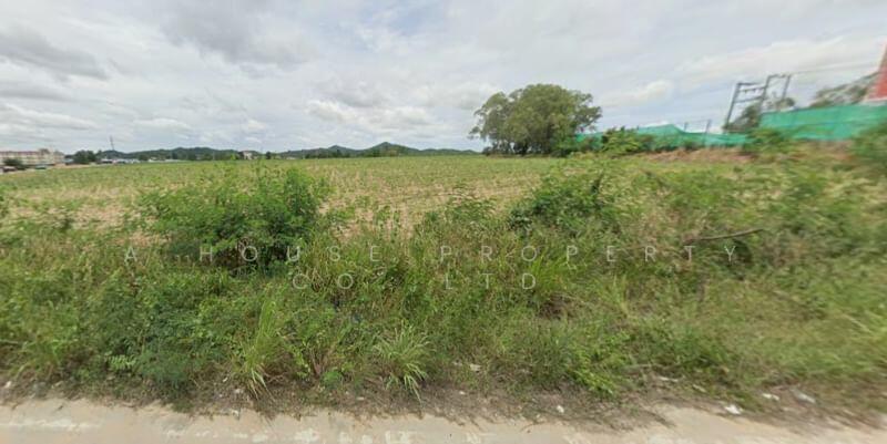 Land for sale in Bo Win, Sriracha, beautiful plot, near Road 331, Chon ...