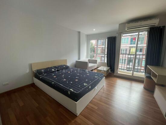 The Miami Bangpu, Samut Prakan, Soi Thetsaban Bang Pu 72, Tai Ban ...