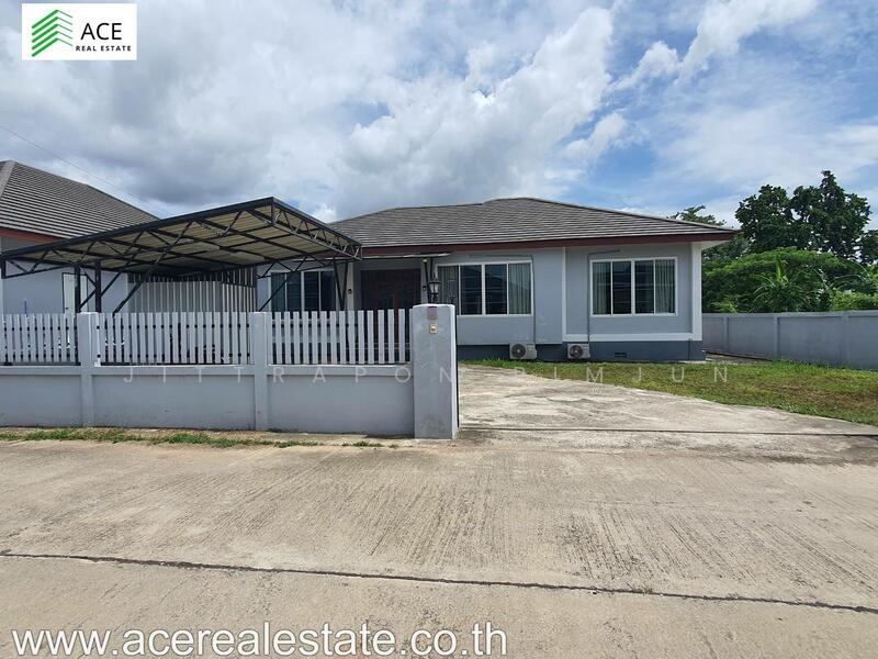 ขายถูก! บ้านเดี่ยวพร้อมเข้าอยู่ ตกแต่งสวย 187ตรว. ตำบลรอบเวียง, Chiang ...