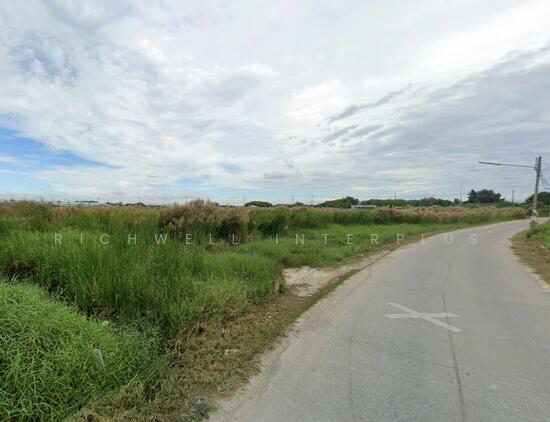 Land for sale in Bang Nang, 7 rai, next to concrete road, near Road ...