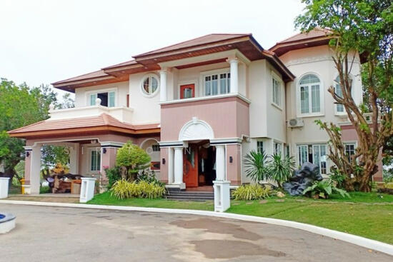 2 story Massive Mansion 2 (Si Samrong Rd.), Sukhothai, Pak Nam, Sawankhalok, Sukhothai, 5 ...