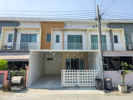 The Connect 22 Ramindra - Minburi, Bangkok, Suwinthawong Road, Min Buri, Min Buri, Bangkok, 3 ...
