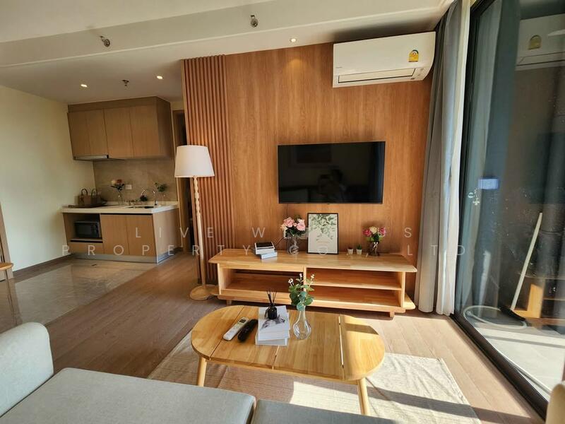 Regal Sathon-Naradhiwas, Bangkok, Naradhiwas Rajanagarindra Road, Thung Maha Mek, Sathon ...