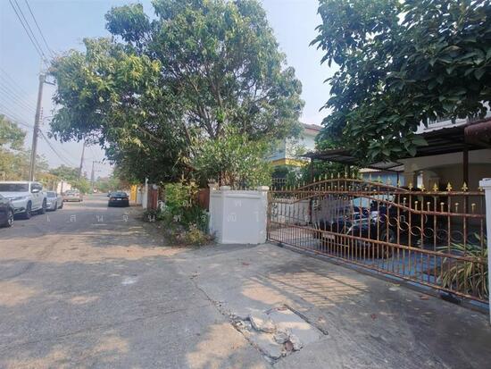 K.C. Garden Home, Bangkok, Nimit Mai Road, Sam Wa Tawan Ok, Khlong Sam ...