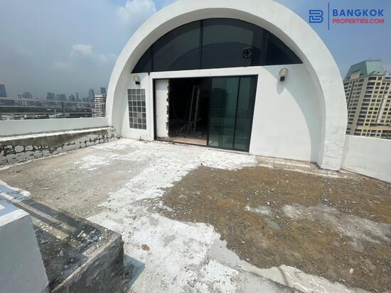 La Maison Sukhumvit 22, Bangkok, Soi Sukhumvit 22, Khlong Toei, Khlong ...