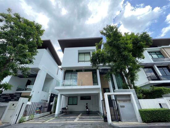 Nirvana Beyond Kaset-Nawamin : เนอวานา บียอนด์ เกษตร-นวมินทร์, กรุงเทพ, ถนน คลองลำเจียก ...