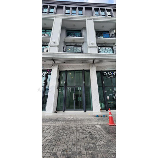 The Master @ BTS Onnut - Pattanakarn : เดอะ มาสเตอร์ แอท บีทีเอสอ่อนนุช ...