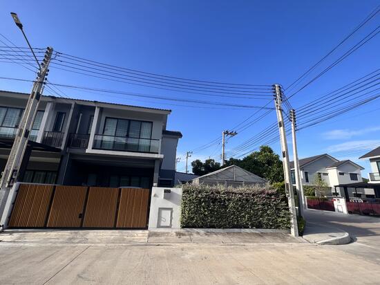 Supalai Ville Sriracha Bowin, Chon Buri, Pak Ruam Ao Udom, Si Racha, Si ...