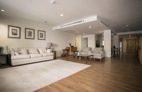 Las Colinas, Bangkok, Sukhumvit 21 Road, Khlongtoei Nua, Watthana ...
