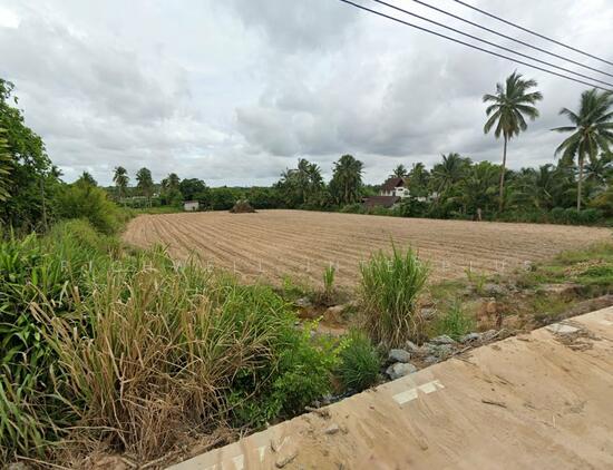 Land for sale at Khao Khan Song, Huabon, area 11 rai, Soi Chai Khao ...