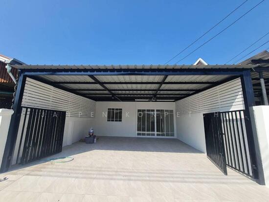 Si Racha District, Chon Buri 20110, Chon Buri, Surasak, Si Racha, Chon ...