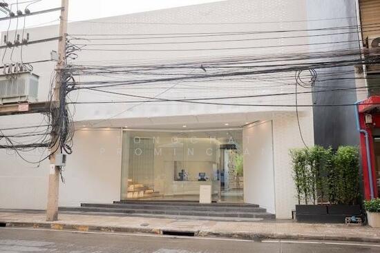 อาคารพาณิชย์ให้เช่า สุขุมวิท : Commercial building for rent sukhumvit ...
