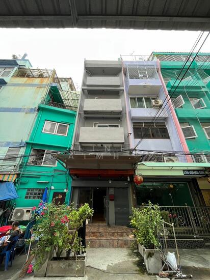4-storey Commercial building in Soi On Nut 1 : อาคารพาณิชย์ 4 ชั้น ซอย ...