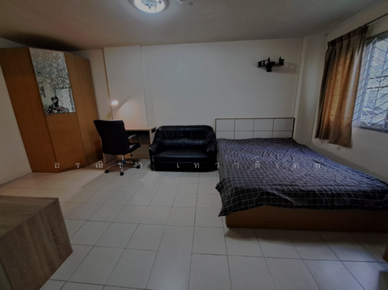 Lumpini Condo Town Bodindecha Ramkhamhaeng, Bangkok, Soi Ramkhamhaeng 43/1, Phlapphla, Wang ...