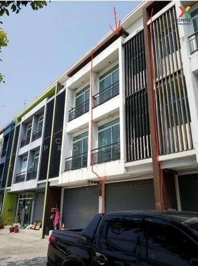 The living Sriacha, Chon Buri, Soi Sriracha-Nong Kham, Surasak, Si ...