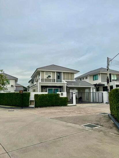 Life In The Garden Rongpo-Motorway : ไลฟ อิน เดอะ การ์เด้น โรงโป๊ะ ...