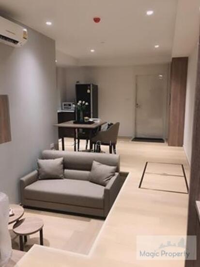 Runesu Thonglor 5 : รูเนะสุ ทองหล่อ 5, กรุงเทพ, 82 ซอย พร้อมมิตร, คลอง ...