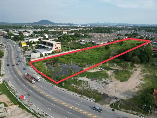 Beautiful land plot for sale, business area, near Sriracha Tiger Zoo ...