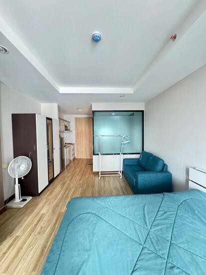 Ladda Plus Sriracha, Chon Buri, 100 Si Racha Nakhon 3, Si Racha, Si Racha, Chon Buri, Studio, 35 ...