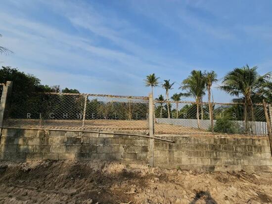 Land for sale in Nong Kham, area 7 rai, Soi Khao Tabaek-Mab Bon,, Chon Buri, Nong - Kham, Si ...