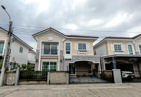 Golden Neo Bangna-Suan Luang : โกลเด้น นีโอ บางนา-สวนหลวง, กรุงเทพ, ถนน ...