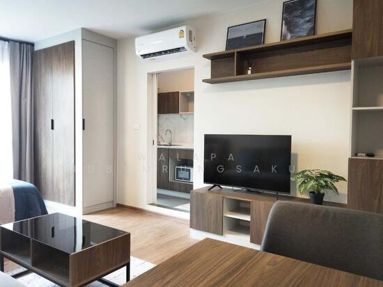 Dcondo Tann Charan : ดีคอนโด ธาร จรัญฯ, กรุงเทพ, ถนนเลียบทางรถไฟตลิ่ง ...