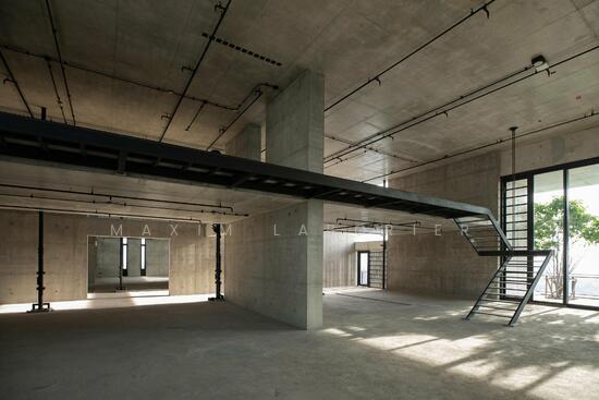 Windshell Naradhiwas, Bangkok, Narathiwatratchanakharin Road, Thung ...