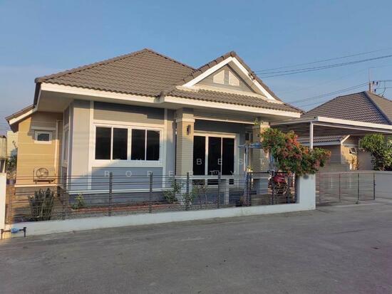 กษิรากรีนพีช1 (Kasira Green Peach1), Chon Buri, Thung Khwang, Phanat ...