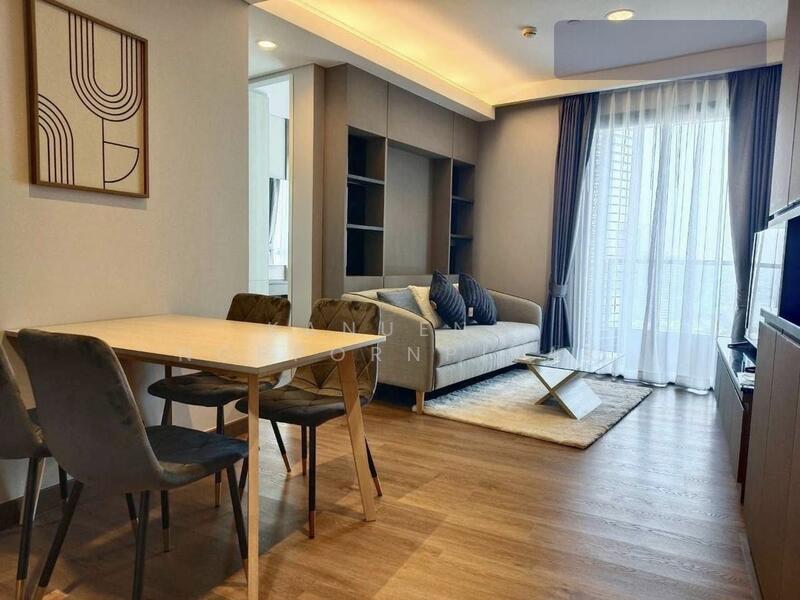 The Lumpini 24, Bangkok, Sukhumvit 24 Road, Khong Tan, Khlong Toei ...