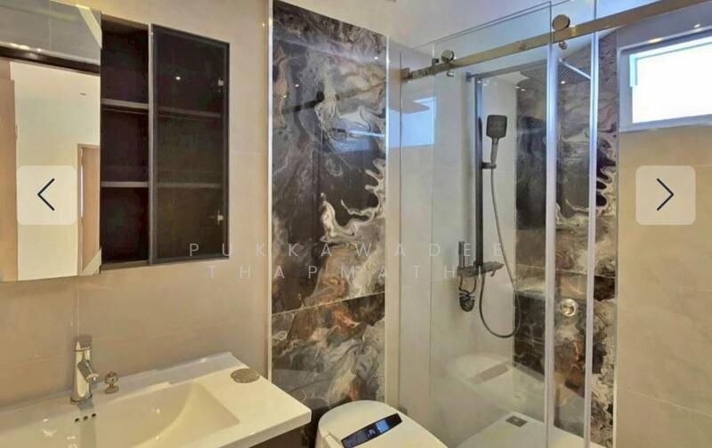 Luxury 2-Storey House for Sale with Private Pool, Thung Klom–Tan Man ...