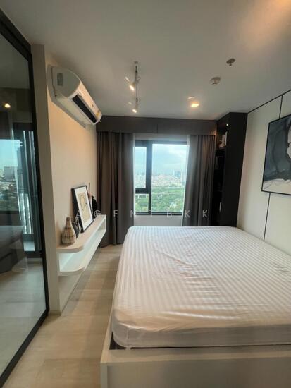 Life One Wireless, Bangkok, 1 Wireless Road, Lumphini, Pathum Wan ...