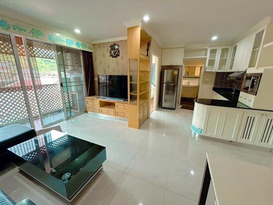 Ladda Place Sriracha, Chon Buri, Khaokilo Road, Surasak, Si Racha, Chon Buri, 1 Bedroom, 50 sqm ...