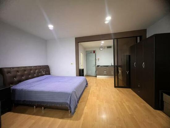 St. Louis Grand Terrace, Bangkok, Soi Sathon 11 S Sathon Rd, Yan Nawa ...