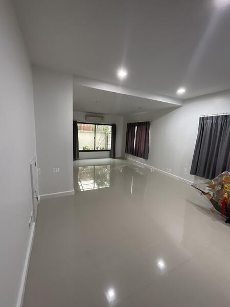 Plex Bangna, Samut Prakan, 90/239 Burapha Withi Expressway, Bang Kaeo, Bang Plee, Samut Prakan ...